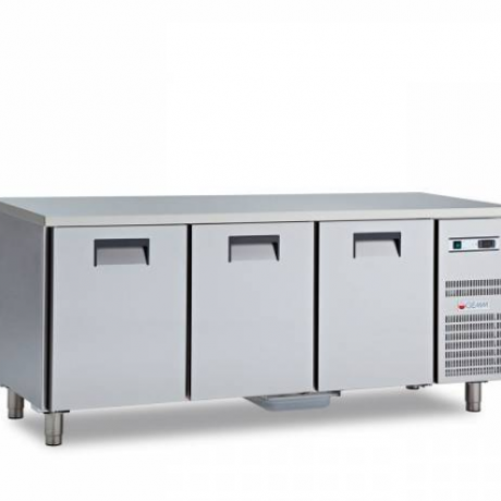 Bakery Refrigerated & Freezer Counters | Counter Fridges & Freezers UK